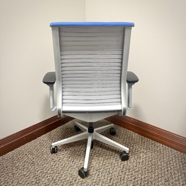 Steelcase Think Series V-1 Task chair with fabric back and seat cushion ...